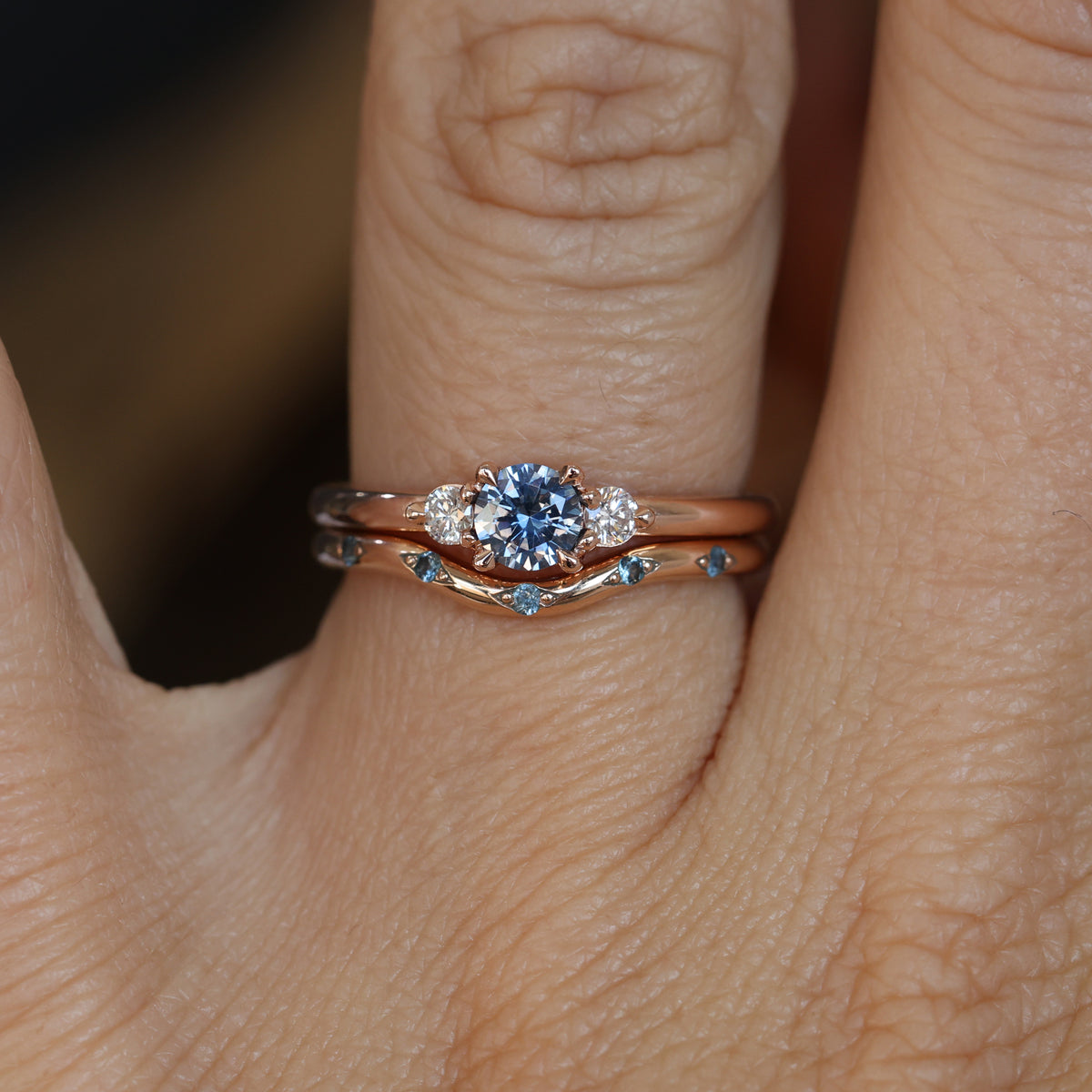 PICCOLO LUNAR TRILOGY / 0.40ct - 4.50mm ROUND MONTANA SAPPHIRE RING ...